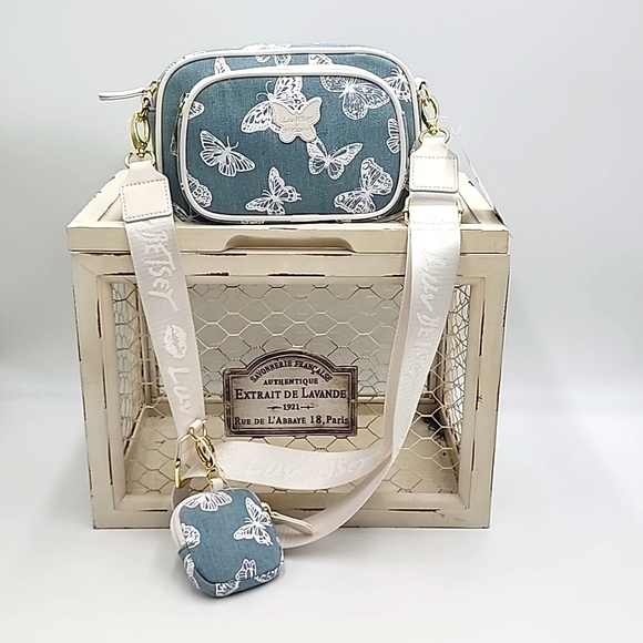 Betsey Johnson | Bags | Betsey Johnson Blue Butterfly Crossbody Purse ...
